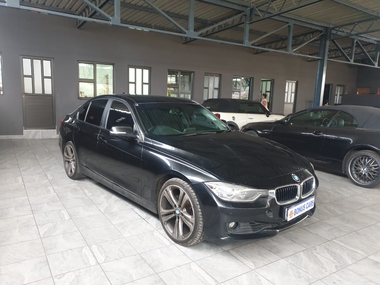 ABOUT US – BONUS CARS