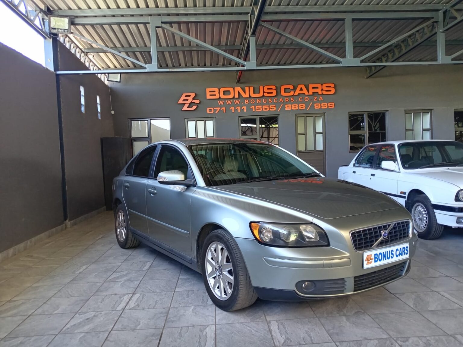 BONUS CARS – THE POOR MAN'S PARADISE